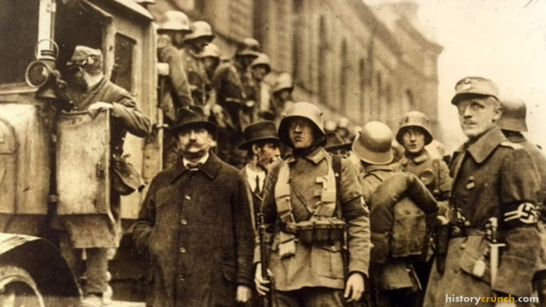 Adolf Hitler's Rise to Power: A Detailed Summary - History Crunch